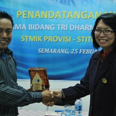 Penandatanganan MoU Kerjasama Bidang Tri Dharma Perguruan Tinggi dengan ...