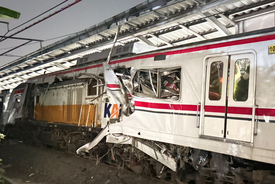 Tabrakan KRL dan KA Argo Bromo Anggrek di Bekasi Timur, Korban Tewas ...